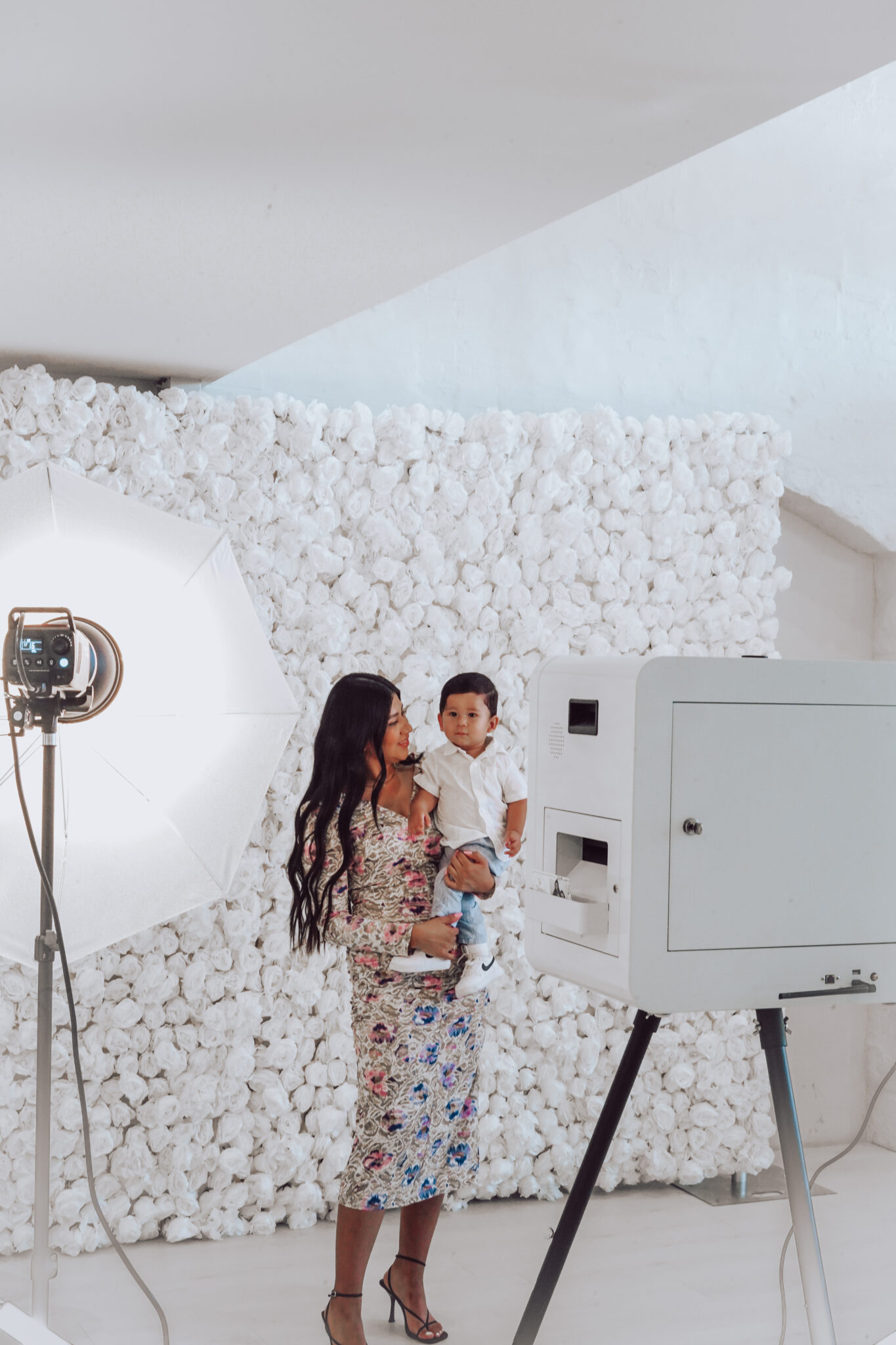 Mbech Photobooths - Photobooth Rental