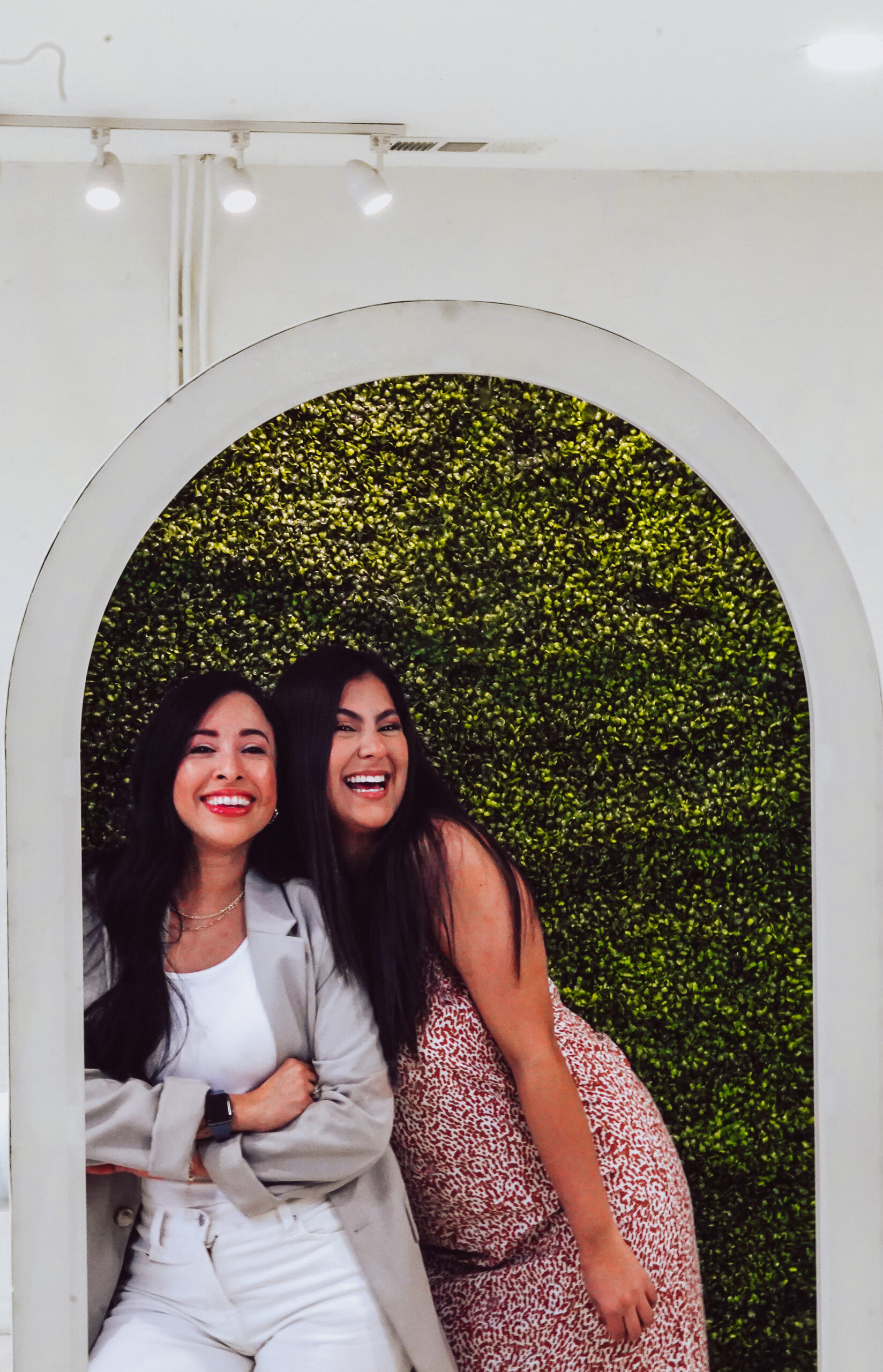 Mbech Photobooths - Photobooth Rental